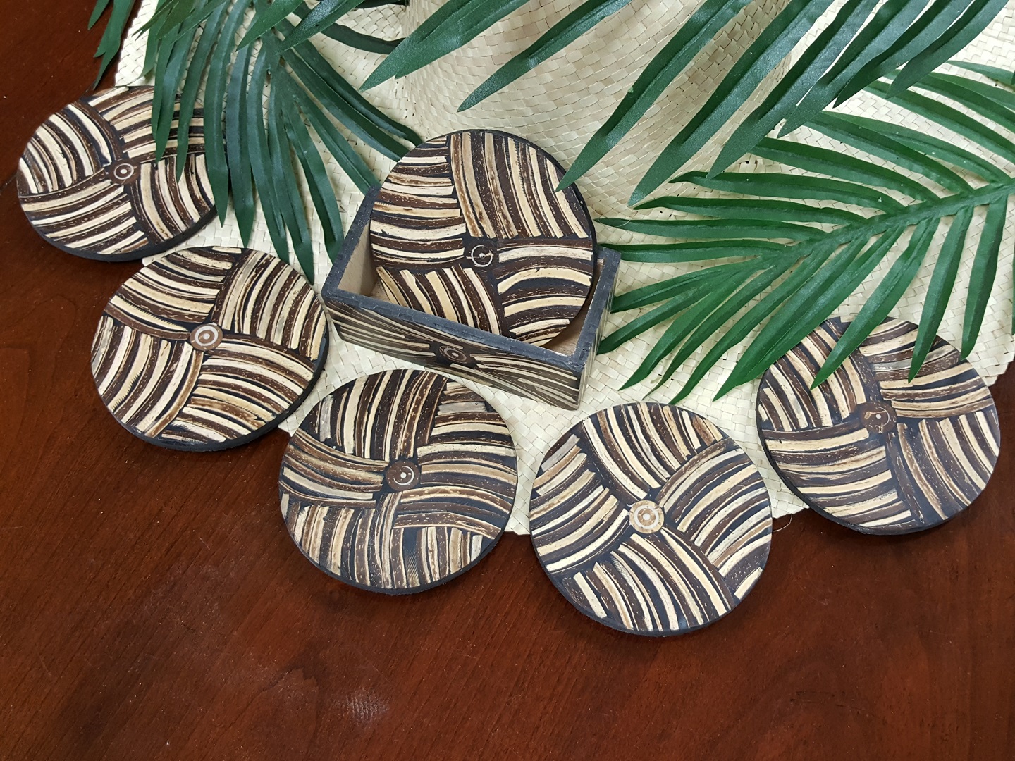 Shell rattan coconut coaster sets