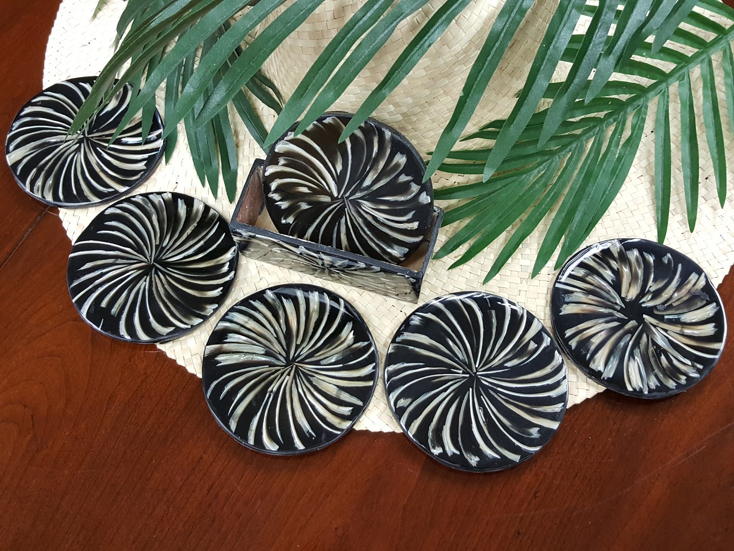 Shell rattan coconut coaster sets